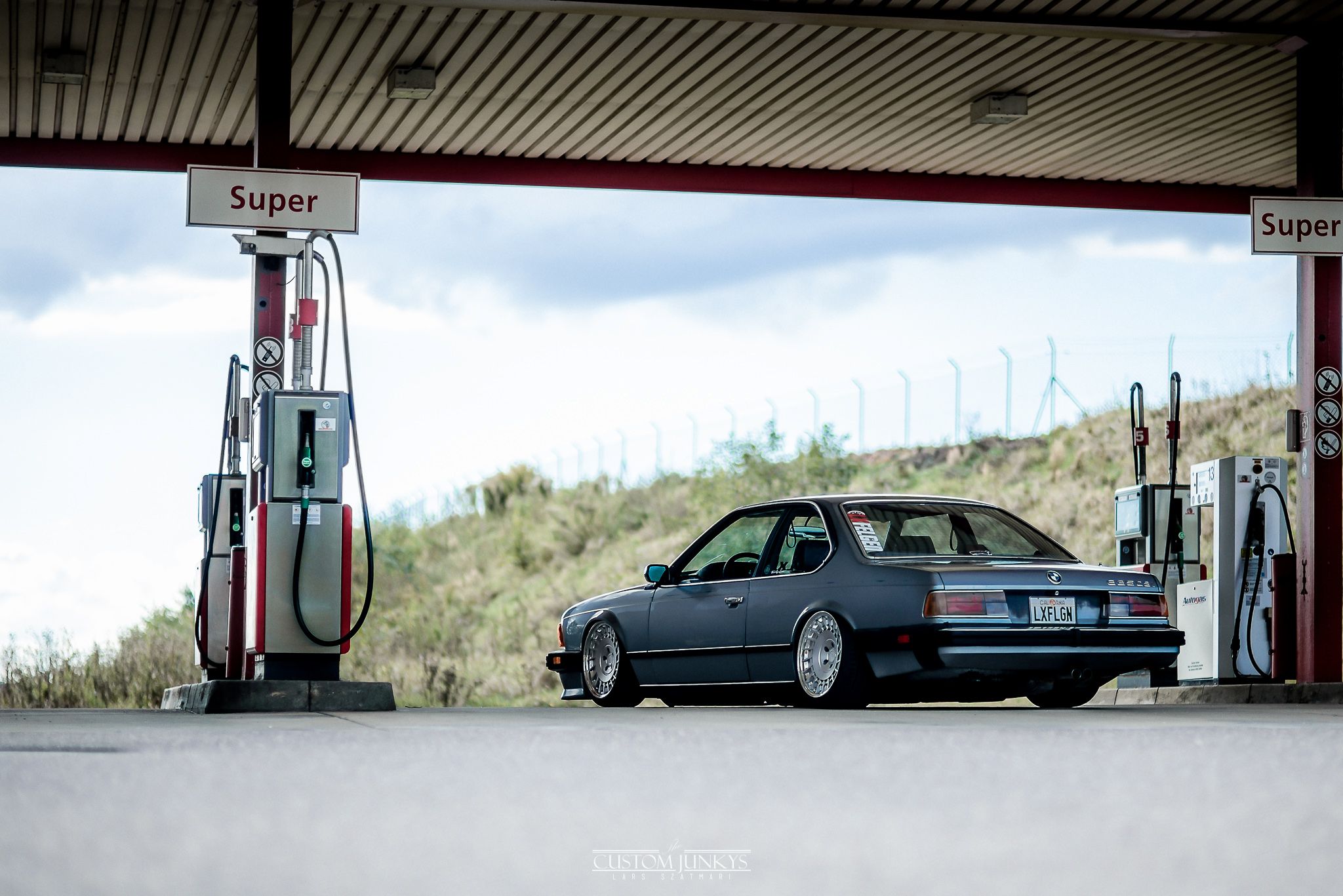 BMW 635 CSi LX – CUSTOM JUNKYS