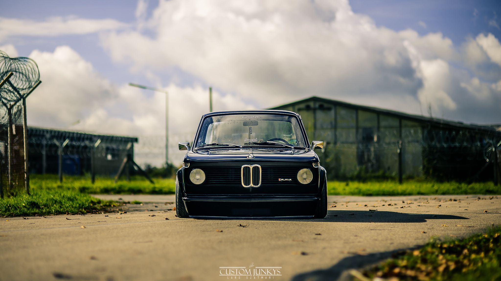 BMW 2002 – CUSTOM JUNKYS